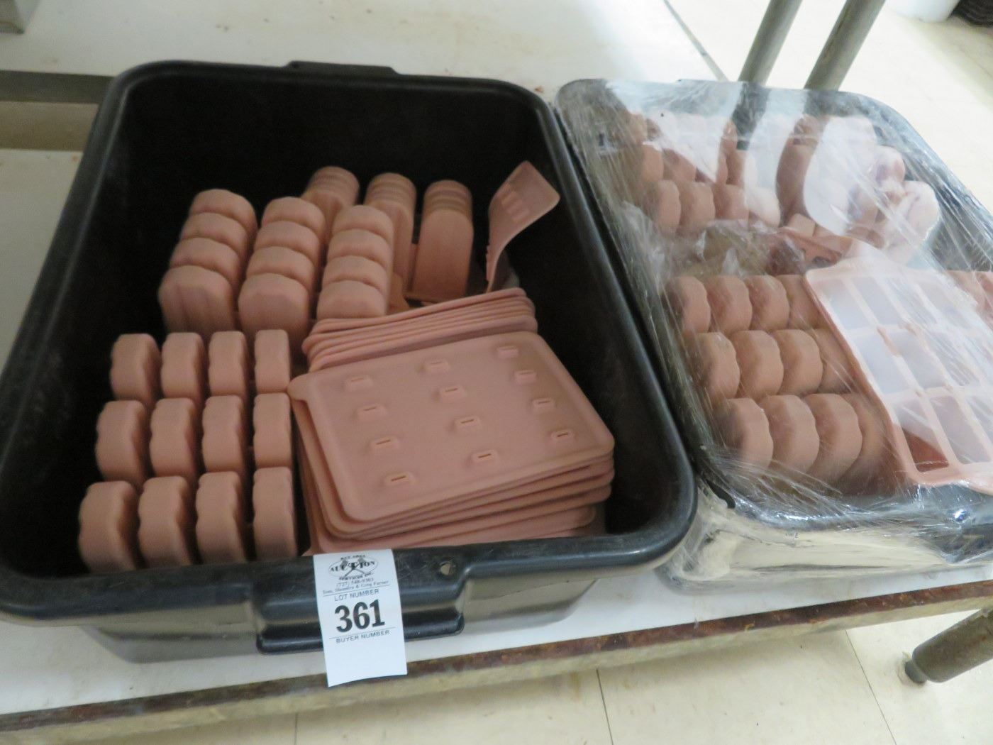 Bus Pans w/Asst. Rubber Baking Inserts, 5 Gal. Coconut Oil