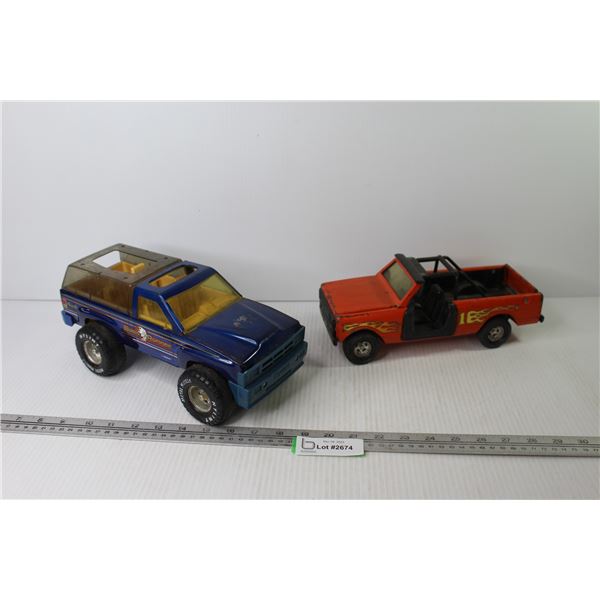 2 Large Metal Trucks Nylint Lrtl Bodnarus Auctioneering
