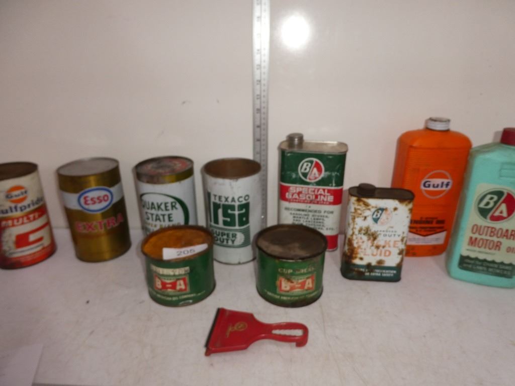 Vintage oil cans, product containers