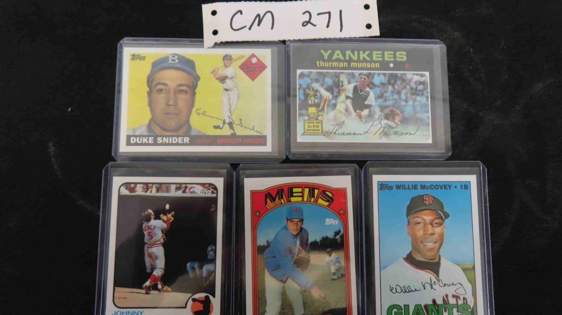 5 Assorted Baseball Cards - Mcsherry Auction Service Ltd.