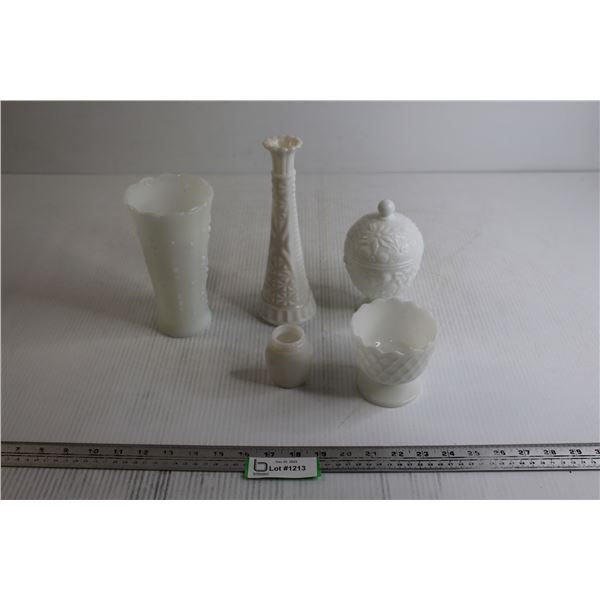 Vintage Milk Glass Lot Vases And Containers Bodnarus Auctioneering