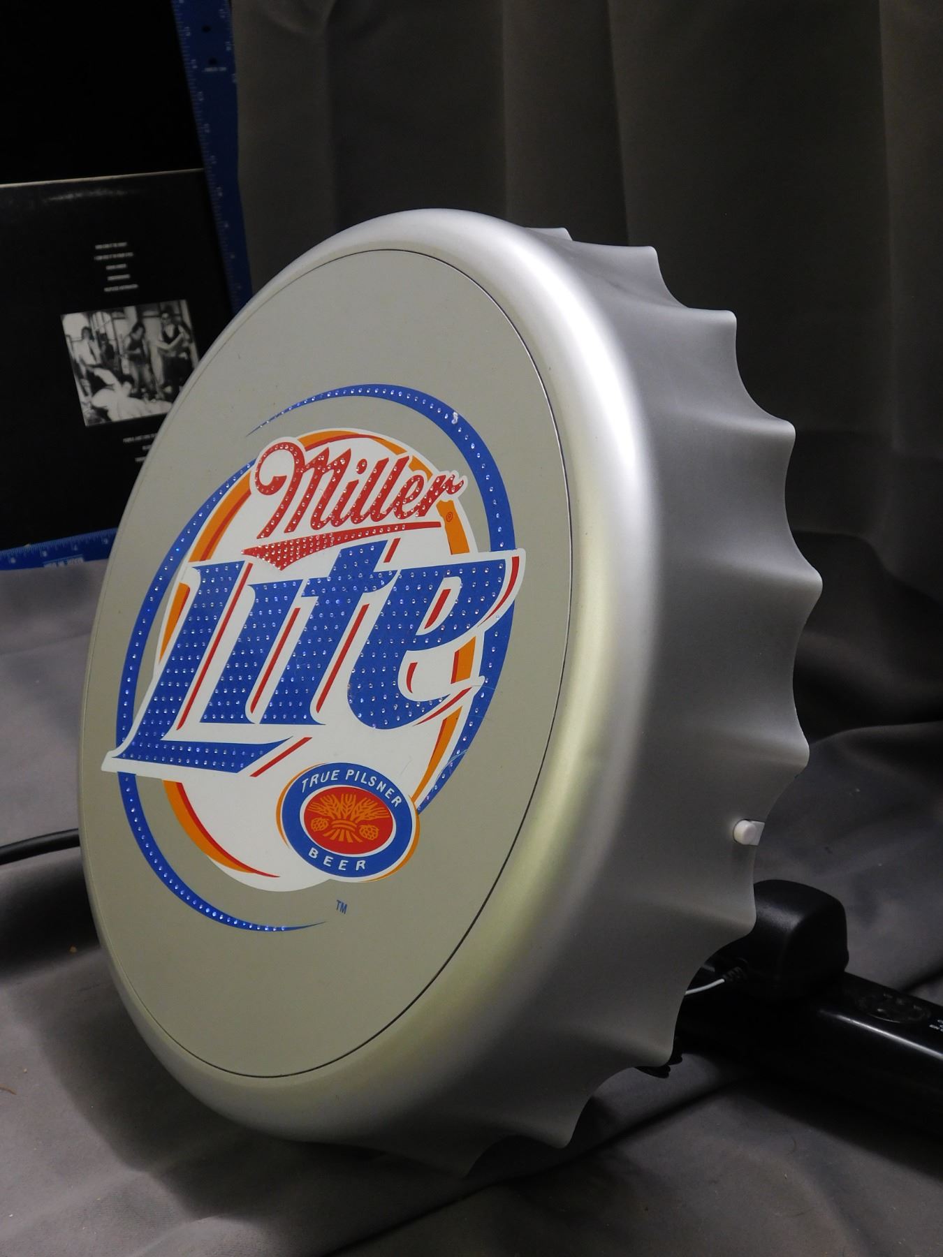 Miller Lite LED Bottle Cap Wall Lighted Sign