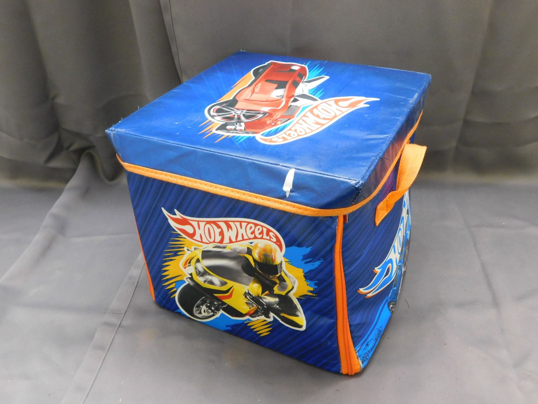Hot Wheels Zip Bin Toy Car Storage Cube