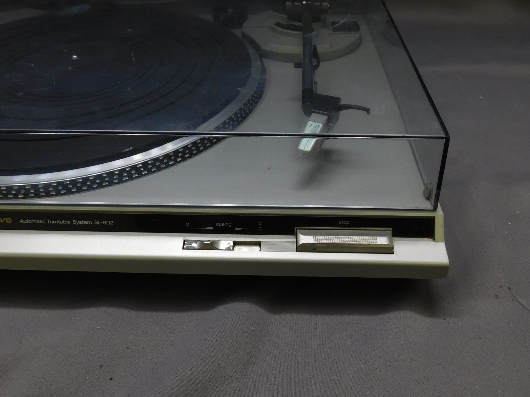 Technics SL-BD2 Automatic Turntable Record Player