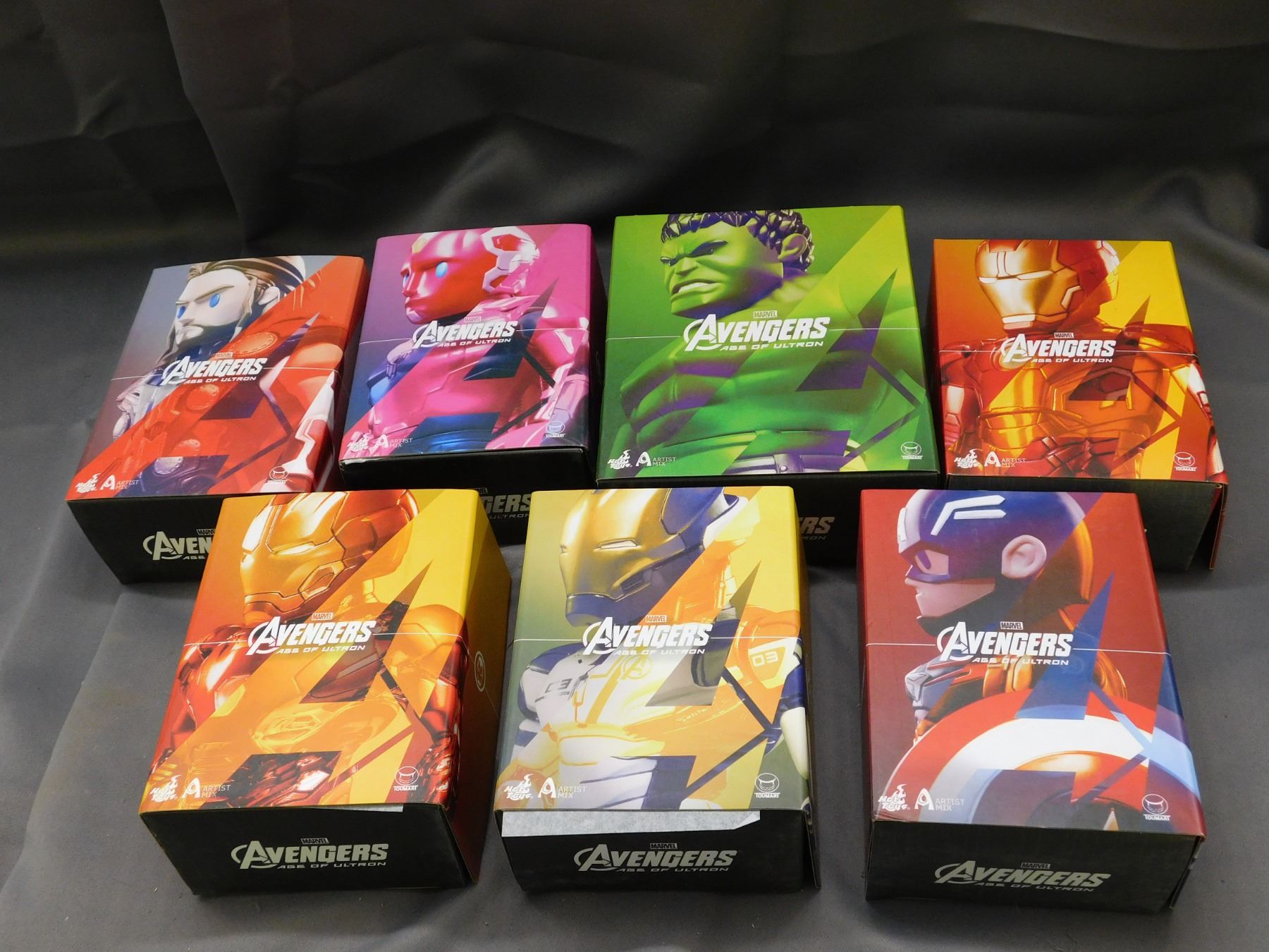 Lot of 7 Hot Toys Artist Mix Avengers NEW