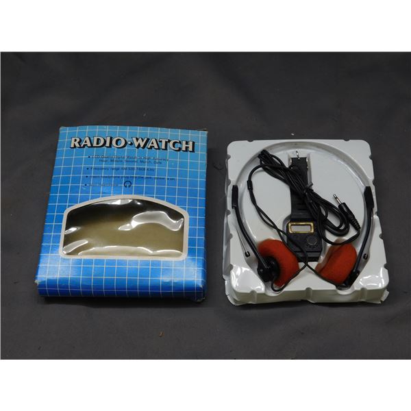 Vintage Radio Watch LCD Quartz with Headphones