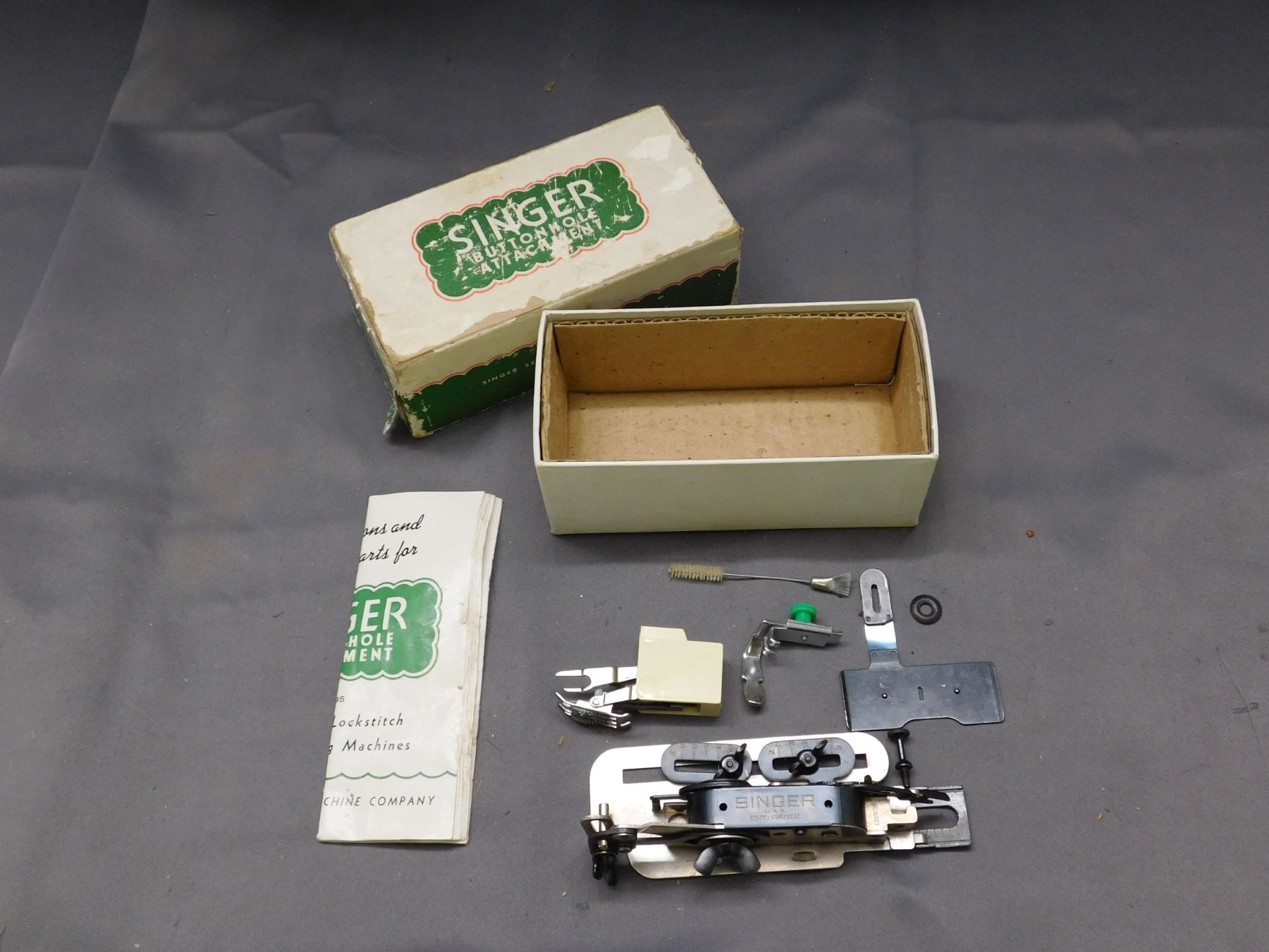 Singer Buttonhole Attachment No 121795