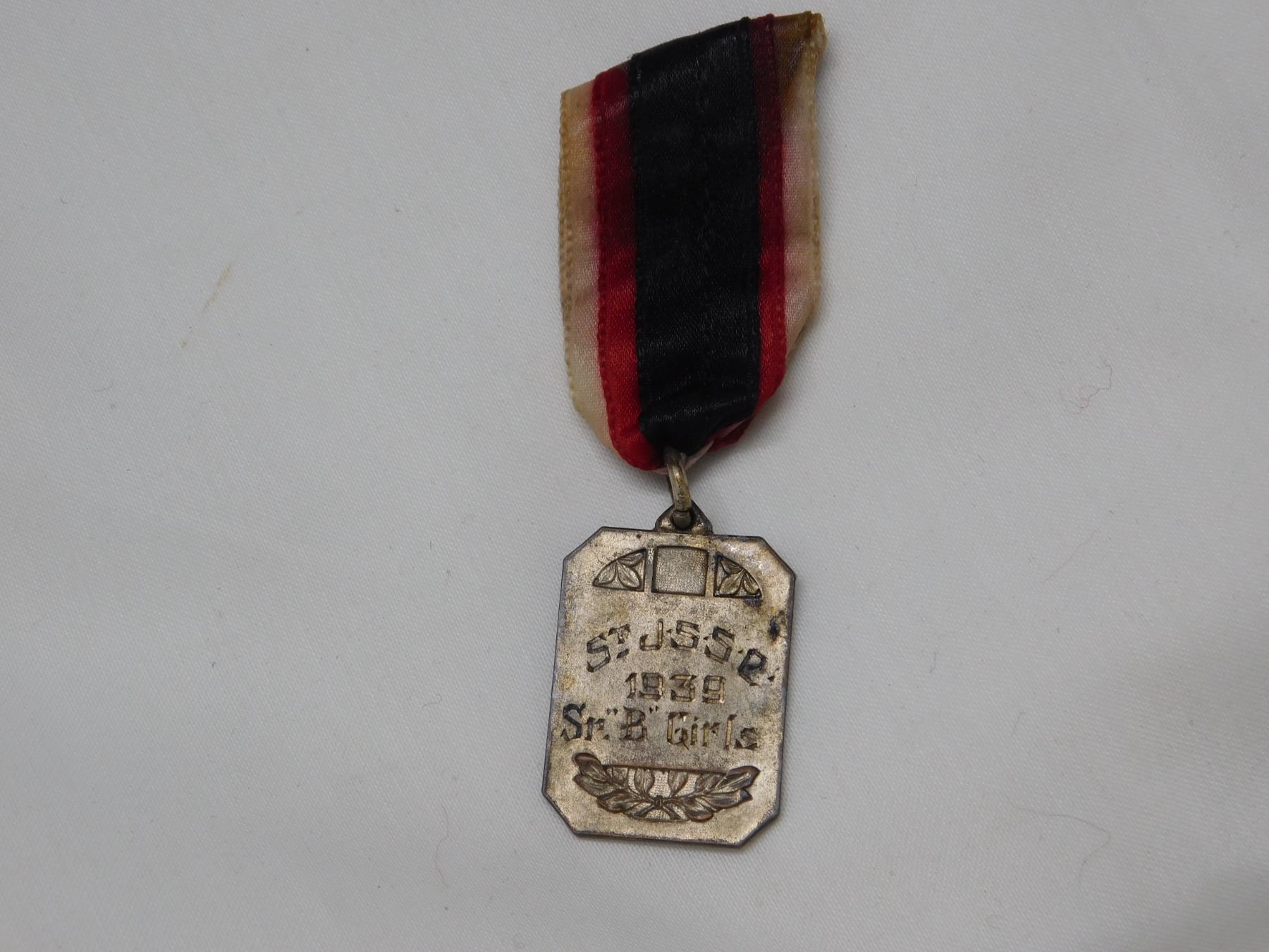 1939 Medal Manitoba Senior "B" Girls "Dot Cowley" Champ Medal