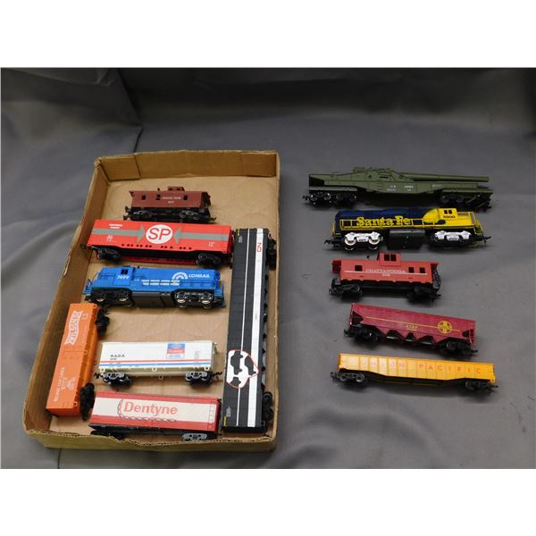 Lot of HO Scale Engines, Train Cars, US Army 114 Car, Dentyne, NADX, Bachmann, AHM