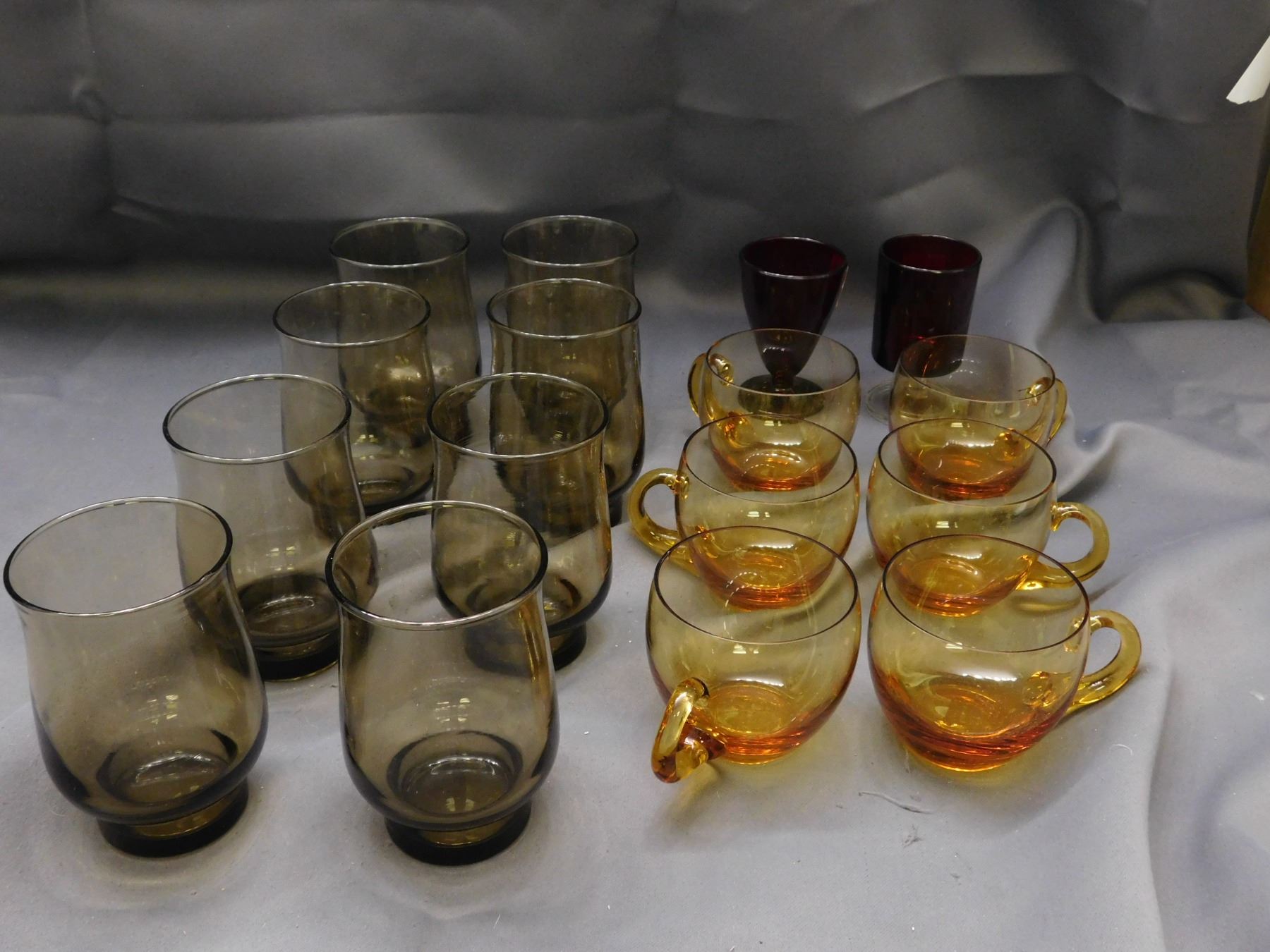 Lot of 16 Vintage Coloured Glasses Teacups Smoked Red Yellow