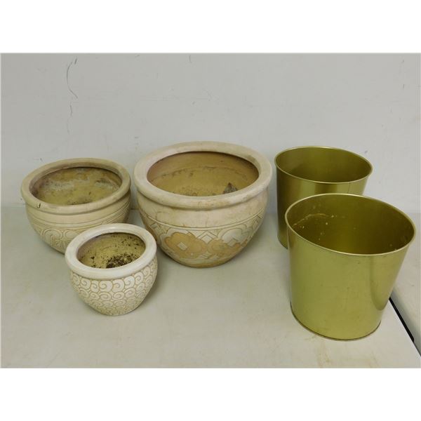 Lot of 5 Plant Pots Assorted Designs Boho Indie Ceramic and 2 Metal Pots.