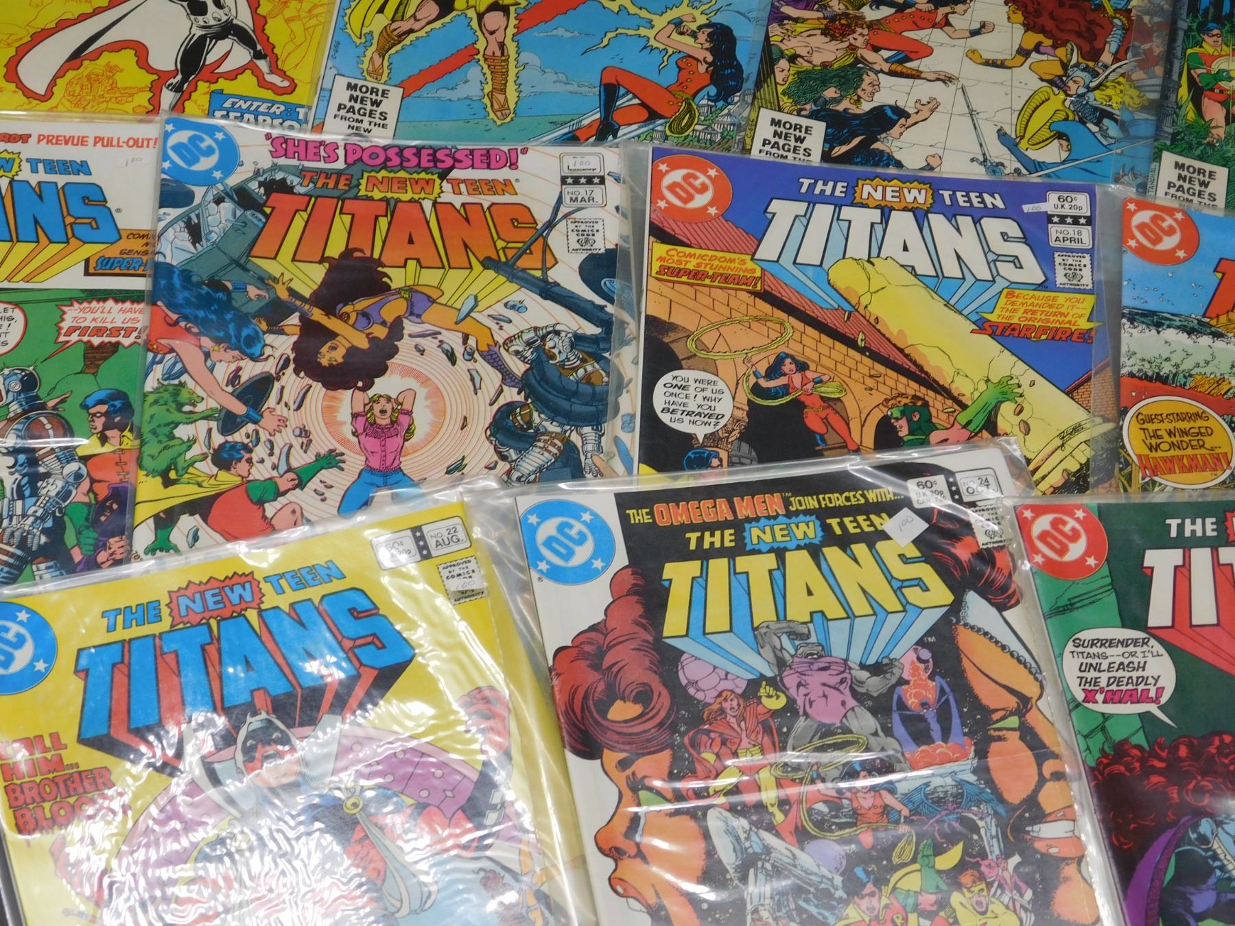 Lot of 20 DC The New Teen Titans Comic Books Running from #3 - #33