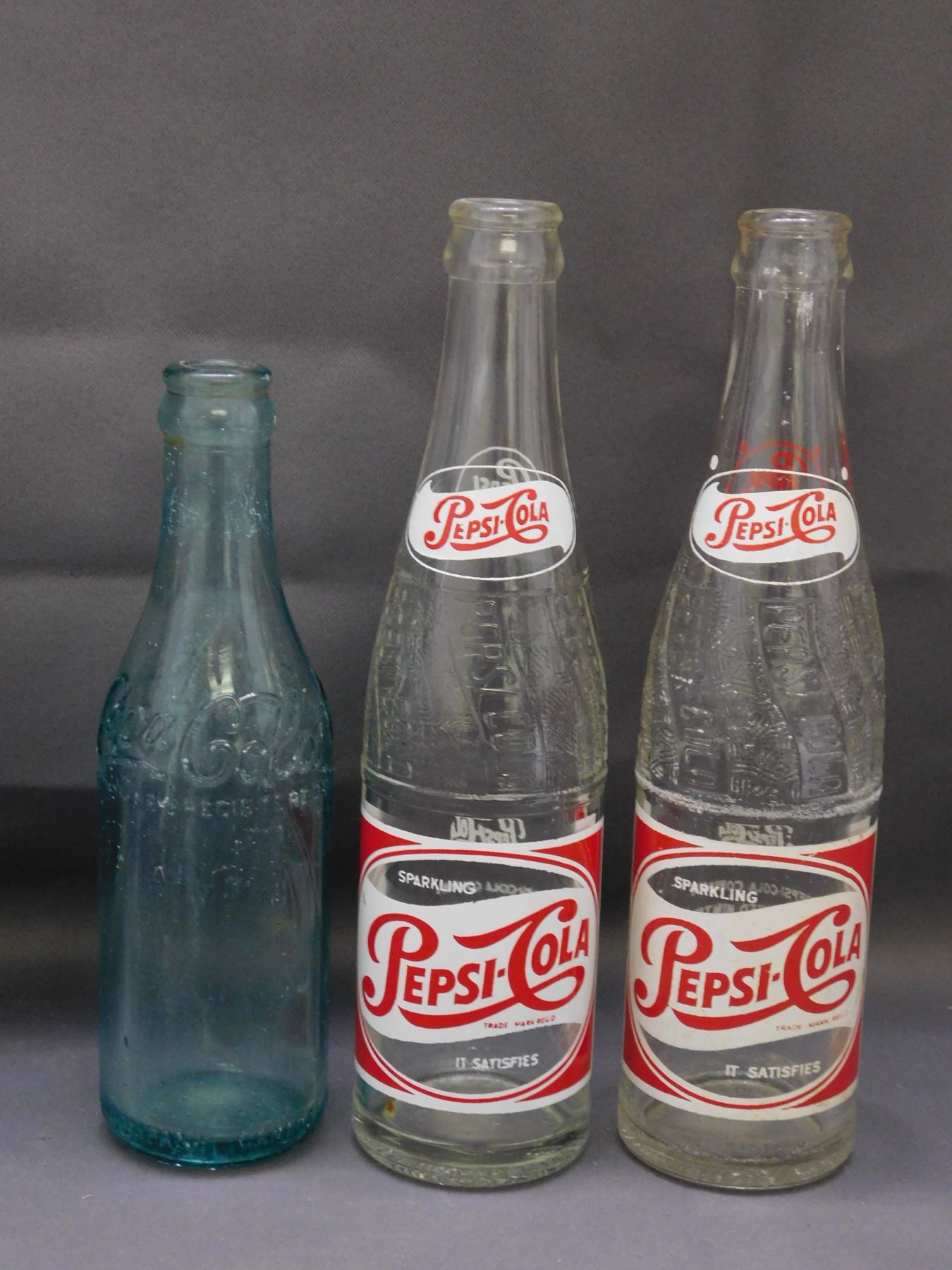 3pcs 1953 & 1957 Pepsi Cola Bottles & Coca Cola circa 1920s