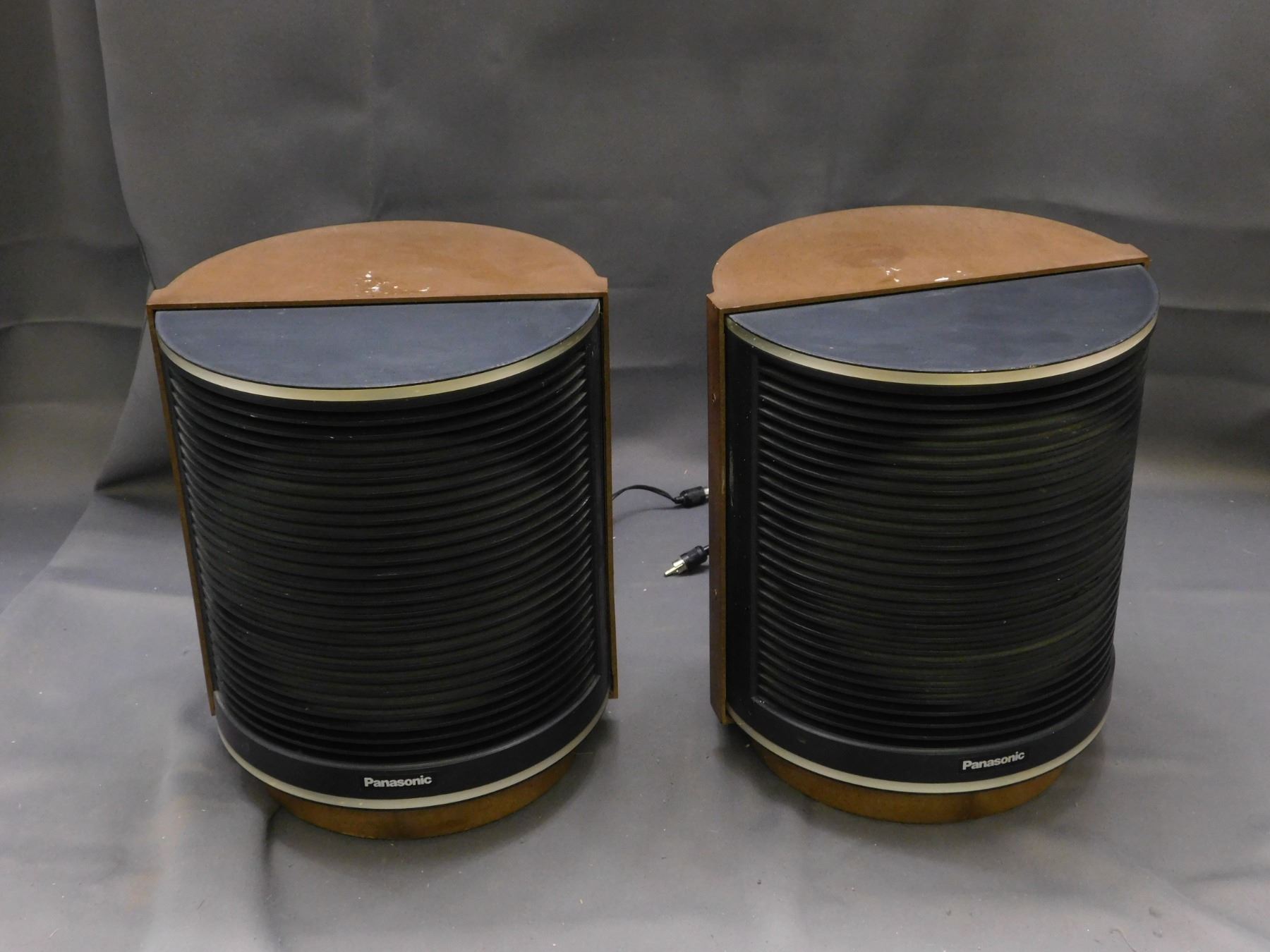 Pair of Panasonic SB-201 Bookshelf Speakers Hi-Fi Speaker System