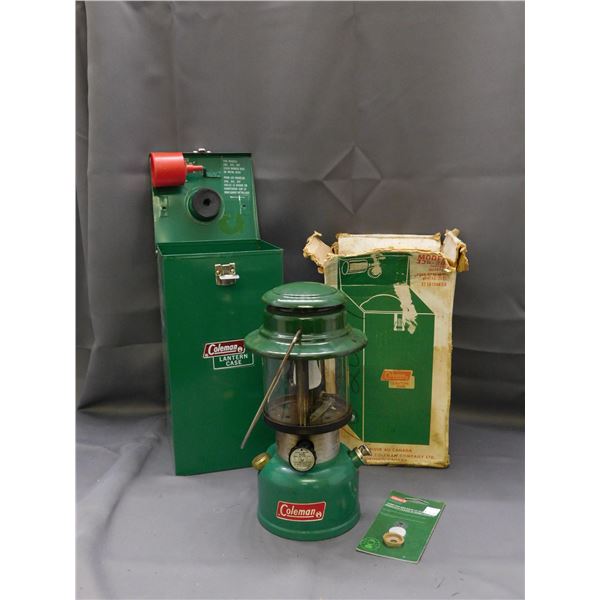 Coleman Model 335 Gas Lantern with Carrying Case and Box 1975