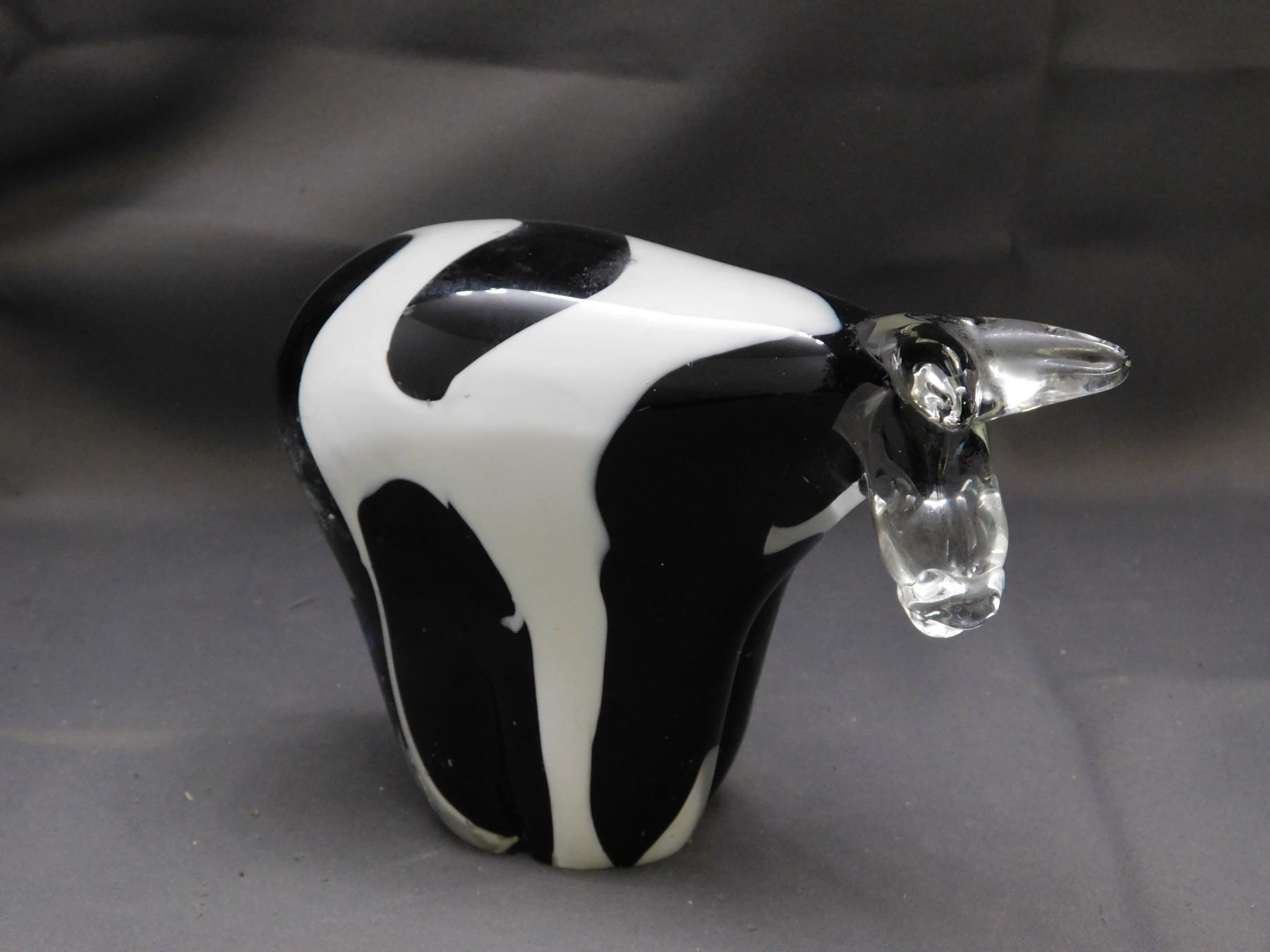 Art Glass Cow 5x6"