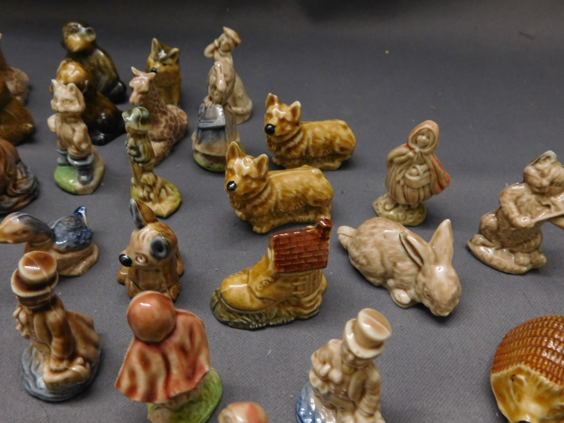 Bundle of Red Rose Tea Figurines Nursery Rhymes, Animals 60s 70s