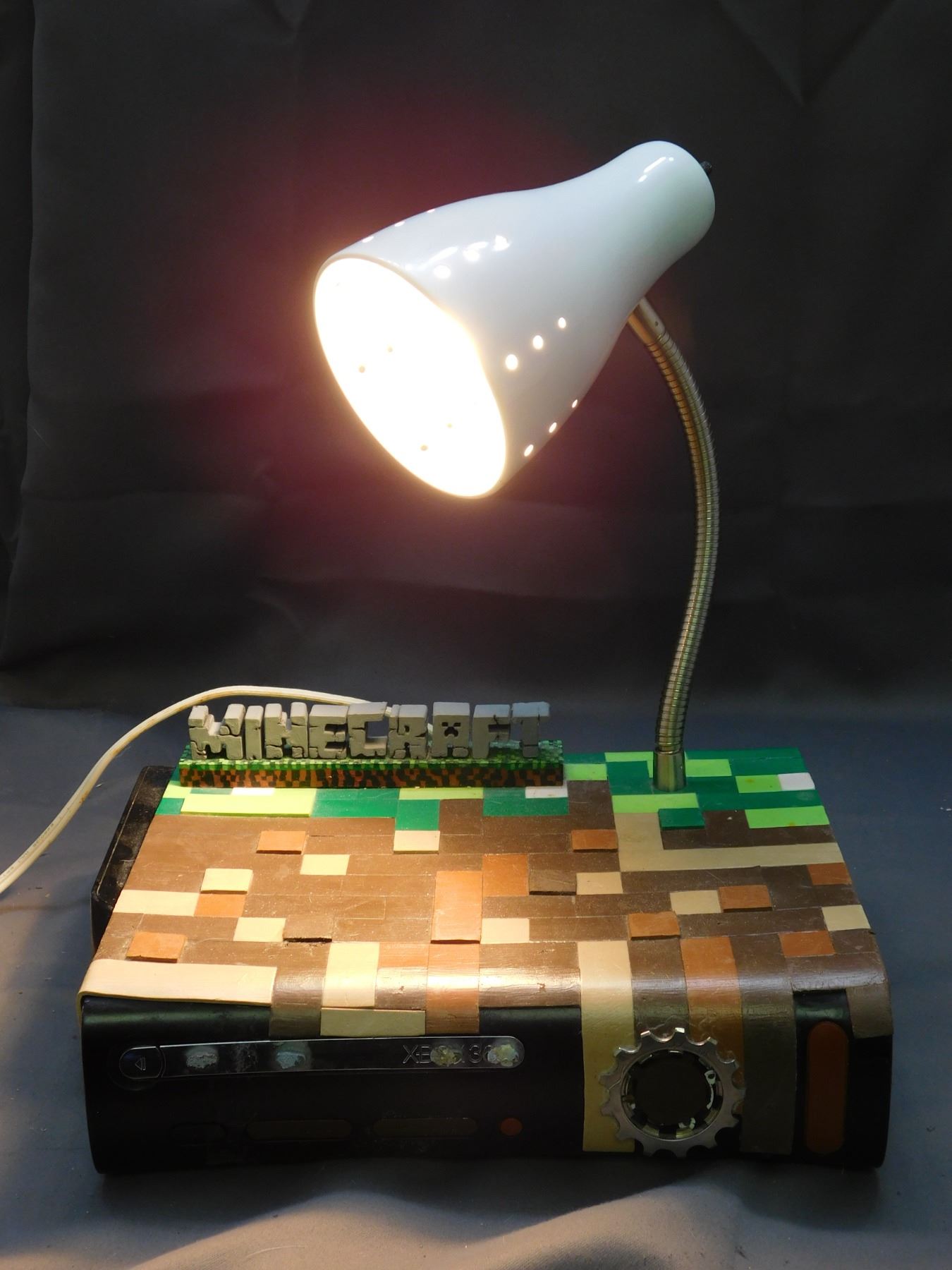 Xbox 360 Modded Hand Made Minecraft Themed Table Lamp