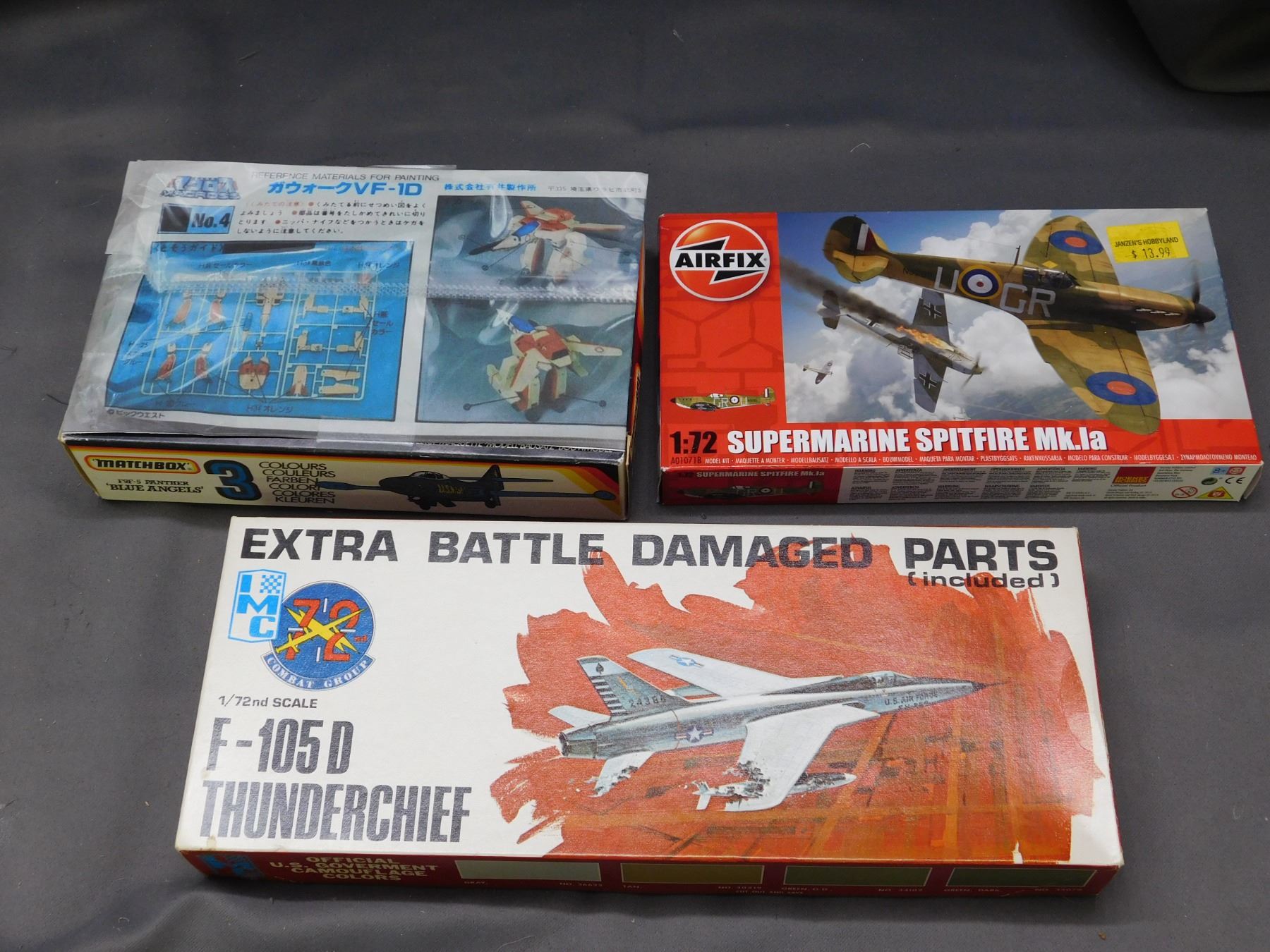 3pc Model Kits Macross VF-10 Kit Parts, AirFix Supermarine Spitfire Mk ...