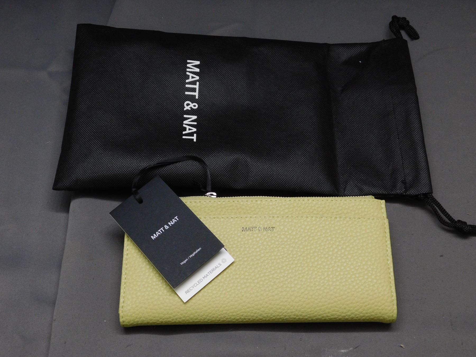 MATT & NAT Vegan Leather Wallet New with Tags & Pouch
