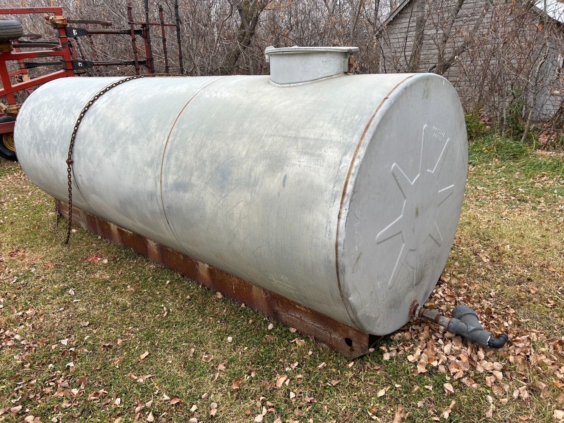 1000-gal. Galv. Water Tank