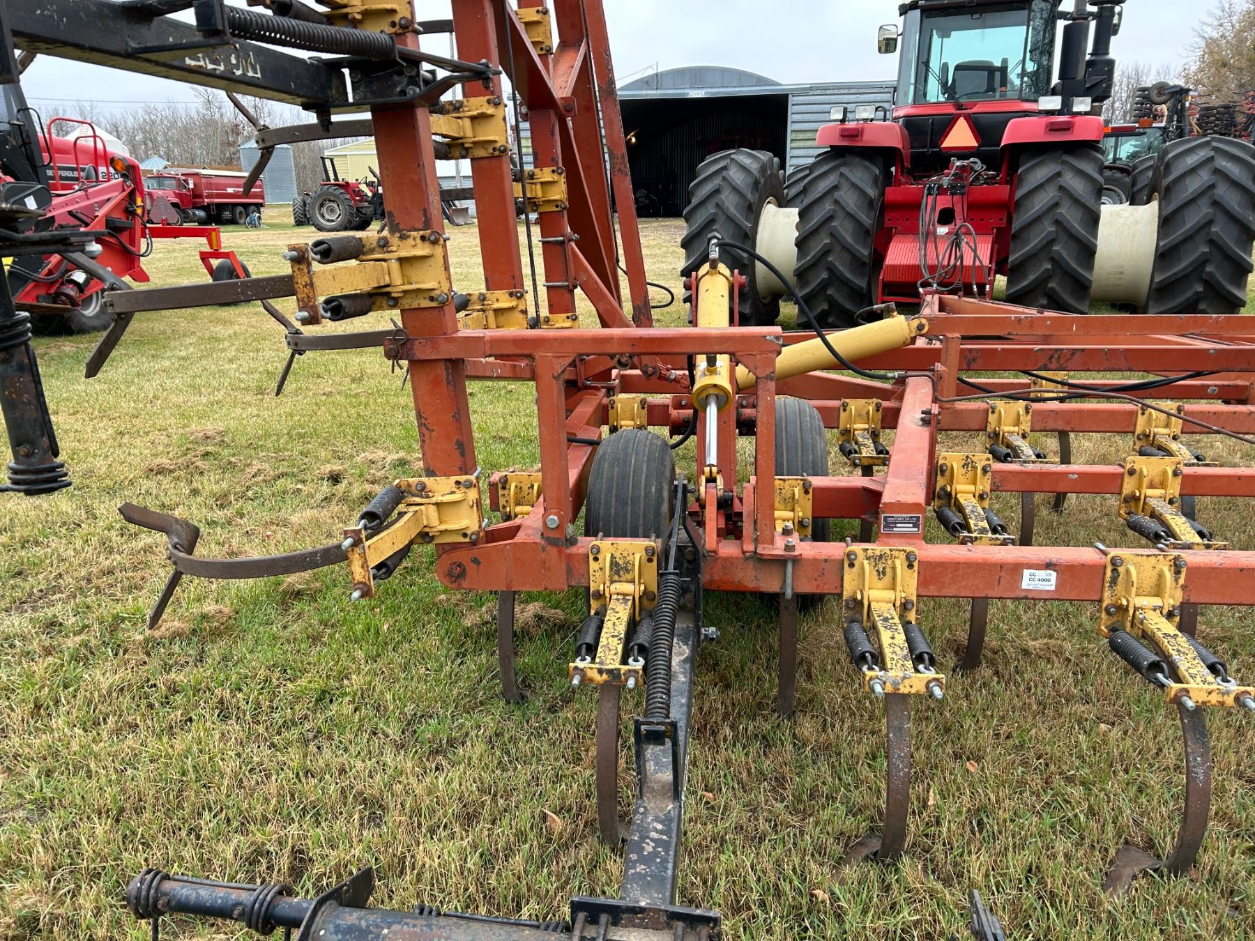 Leon 4000 Vibrashank Cultivator, SN. 146403, 41 ft, 7.8" Spacing ...