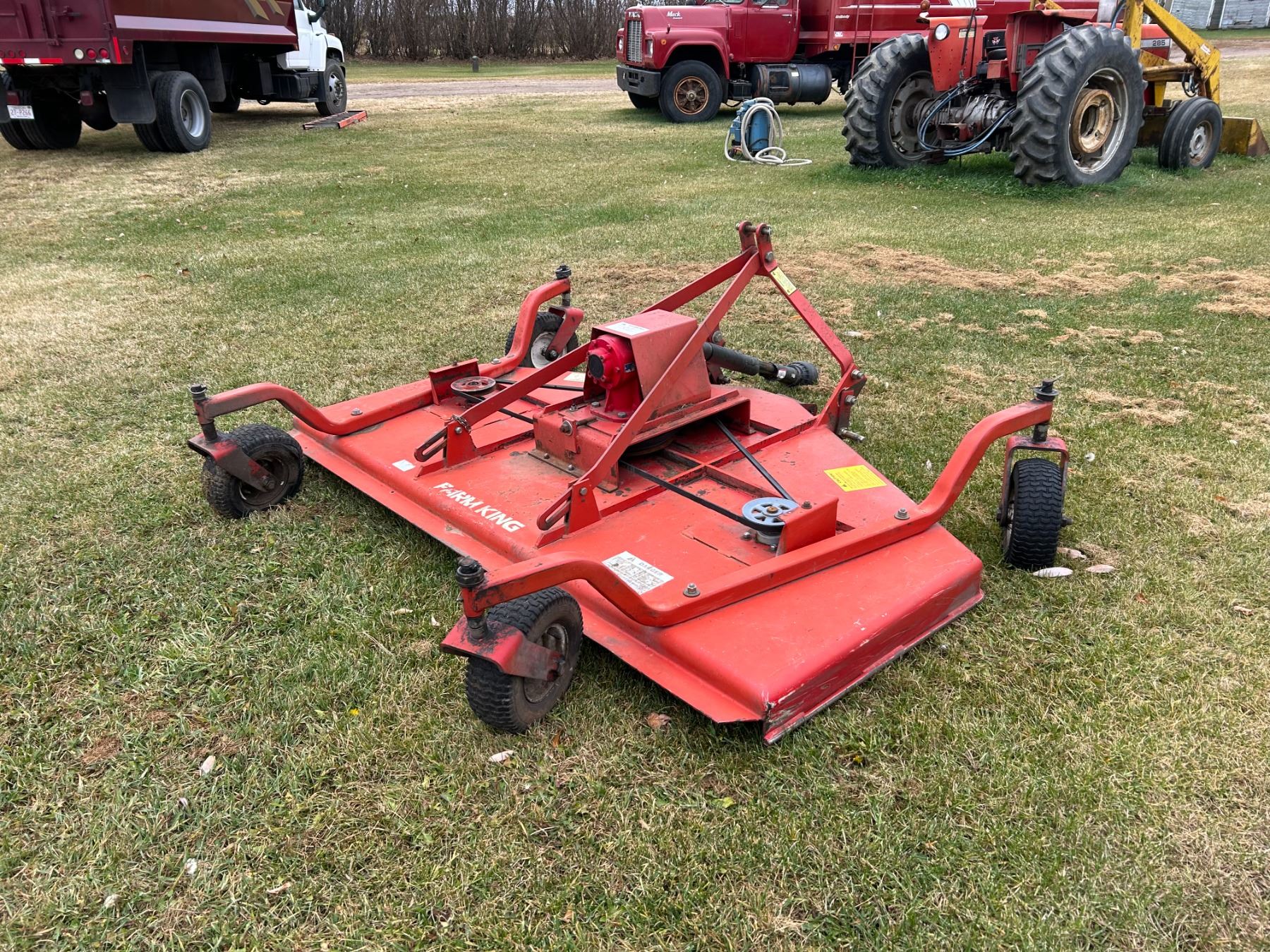 Farm King 7 ft, 3 pt Hitch Finishing Mower