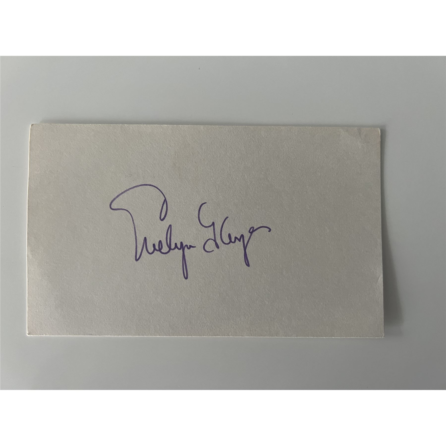 Evelyn Keyes original signature