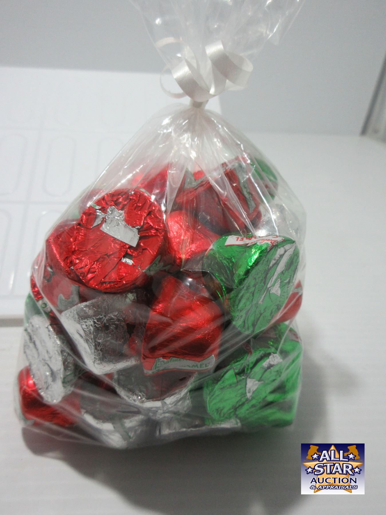 MILK CHOCOLATE & CARAMEL CHRISTMAS BELLS (1 LB) - BAG