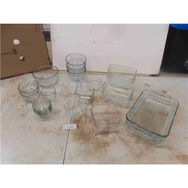 Various Glass Cookware Bakeware 22 Pcs Mcsherry Auction Service Ltd