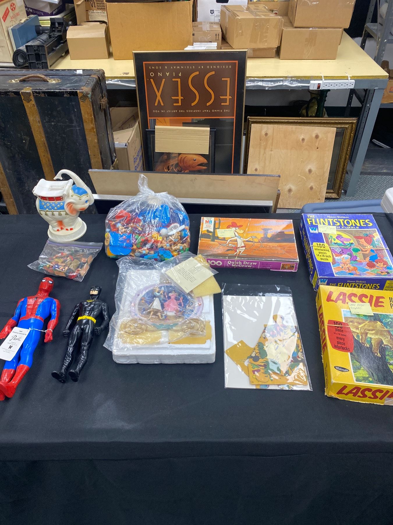 Vintage Lot - Kinder Surprise Toys, Puzzles - Flintstones, Lassie ...