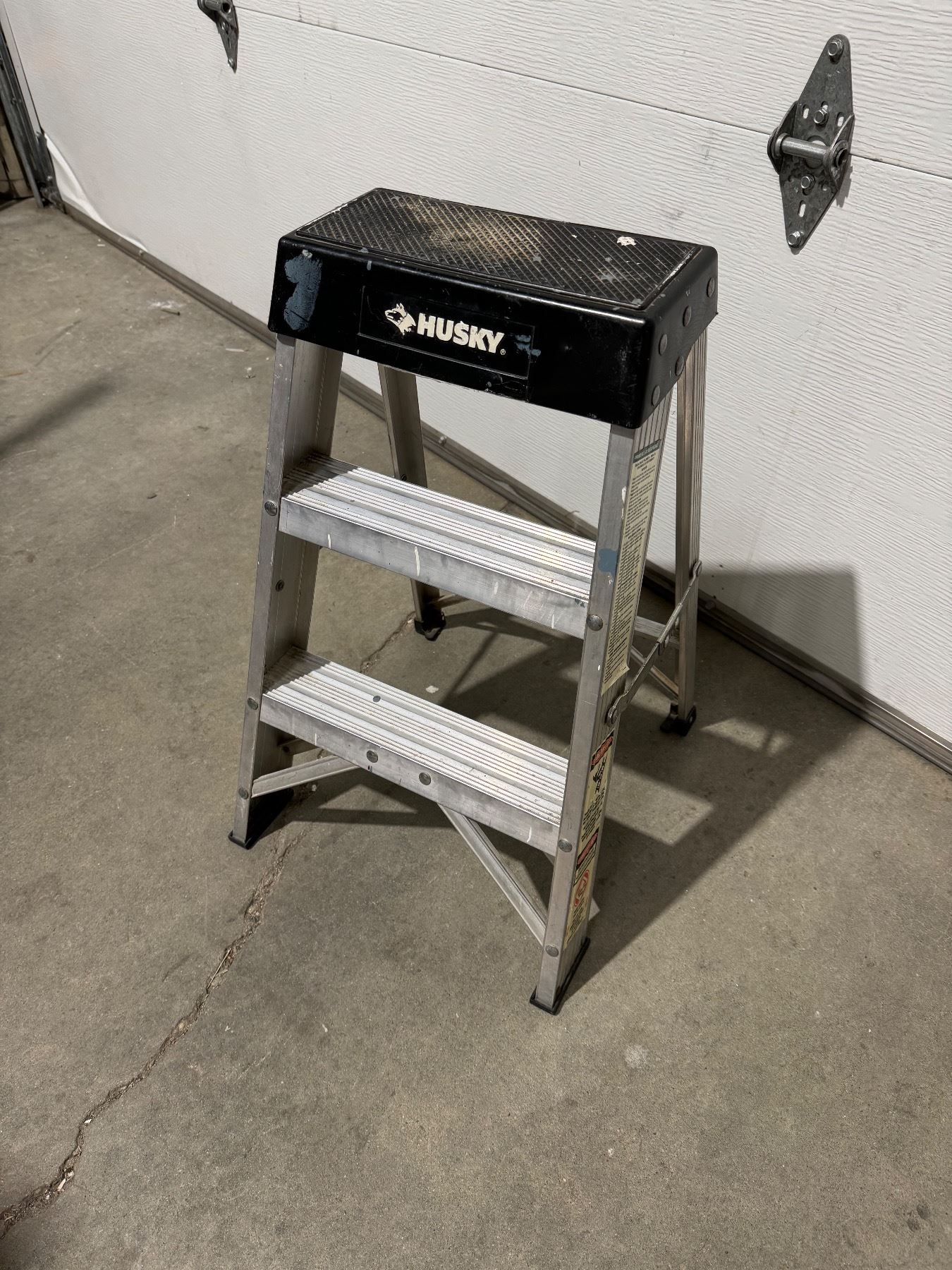 Husky step ladder