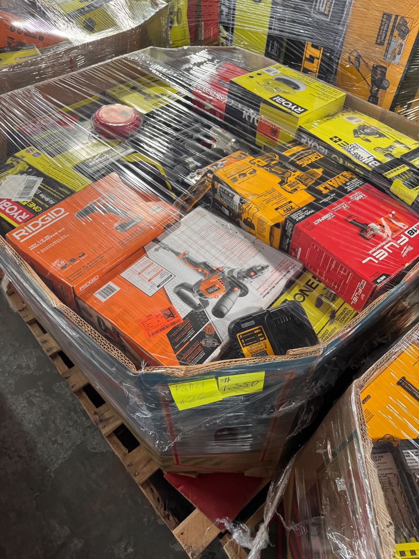 Pallet #126 - Home Depot y Mercancia general