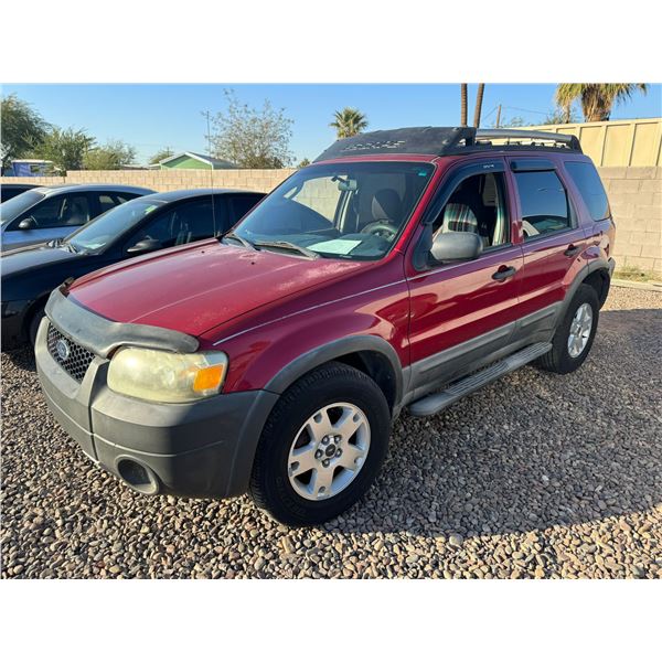 2005 FORD ESCAPE