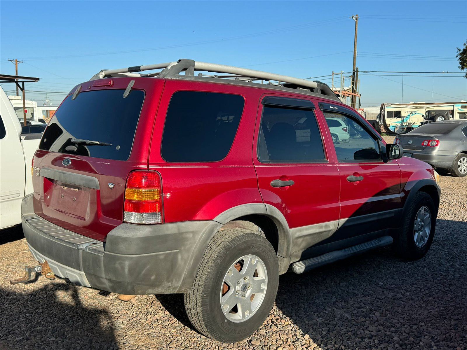 2005 FORD ESCAPE