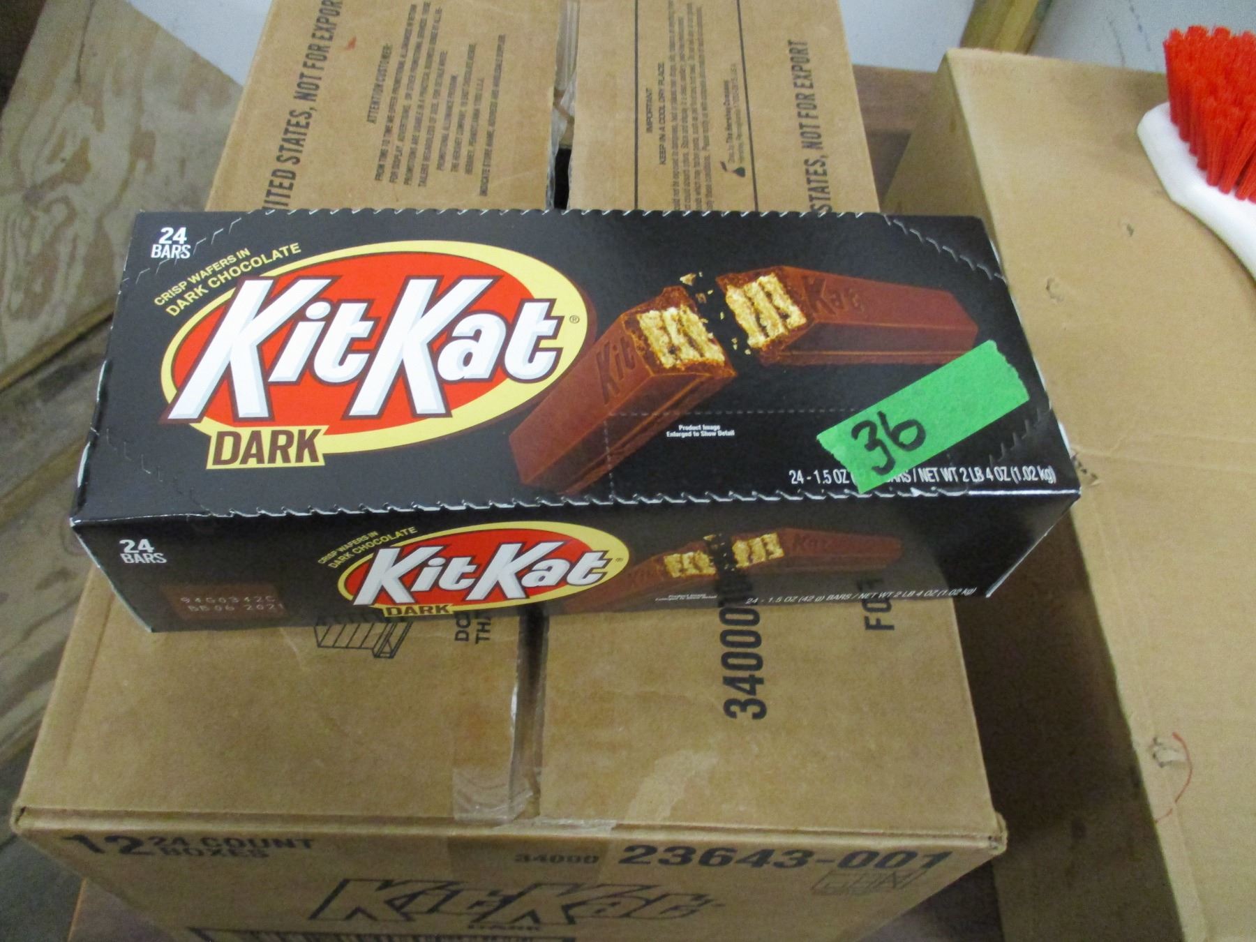 DARK CHOCOLATE KIT KAT BARS (24) - BOX