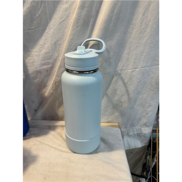 Hydra peak water bottle