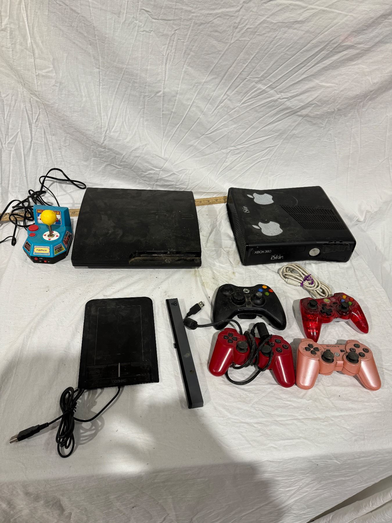 Gaming items and systems no power cords