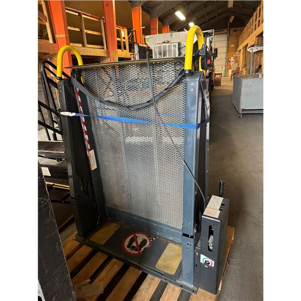 Ricon wheel chair lift for vehicle