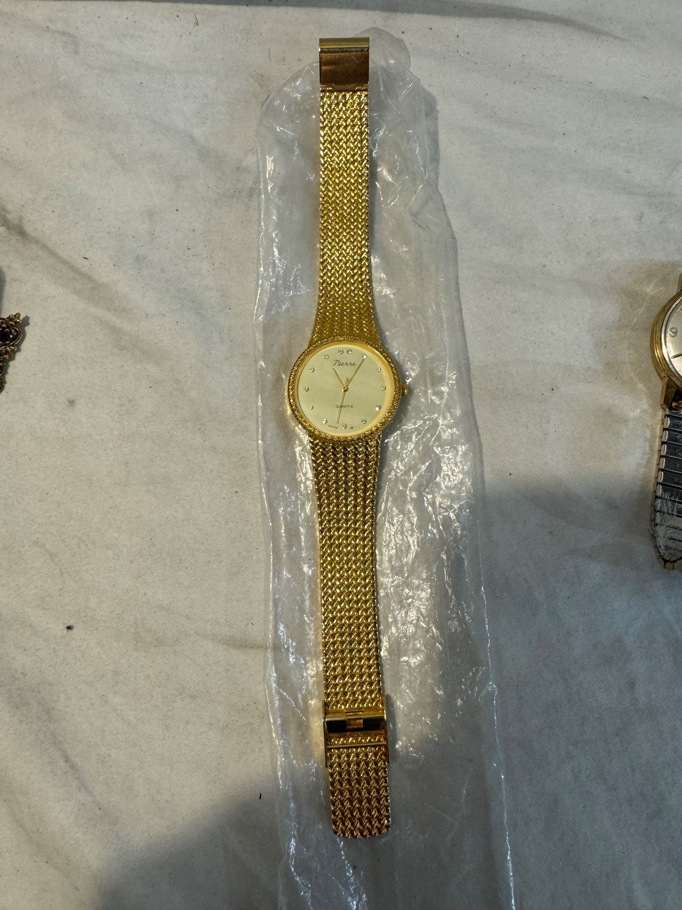 Pierre Swiss quartz watch 14k GE 3676