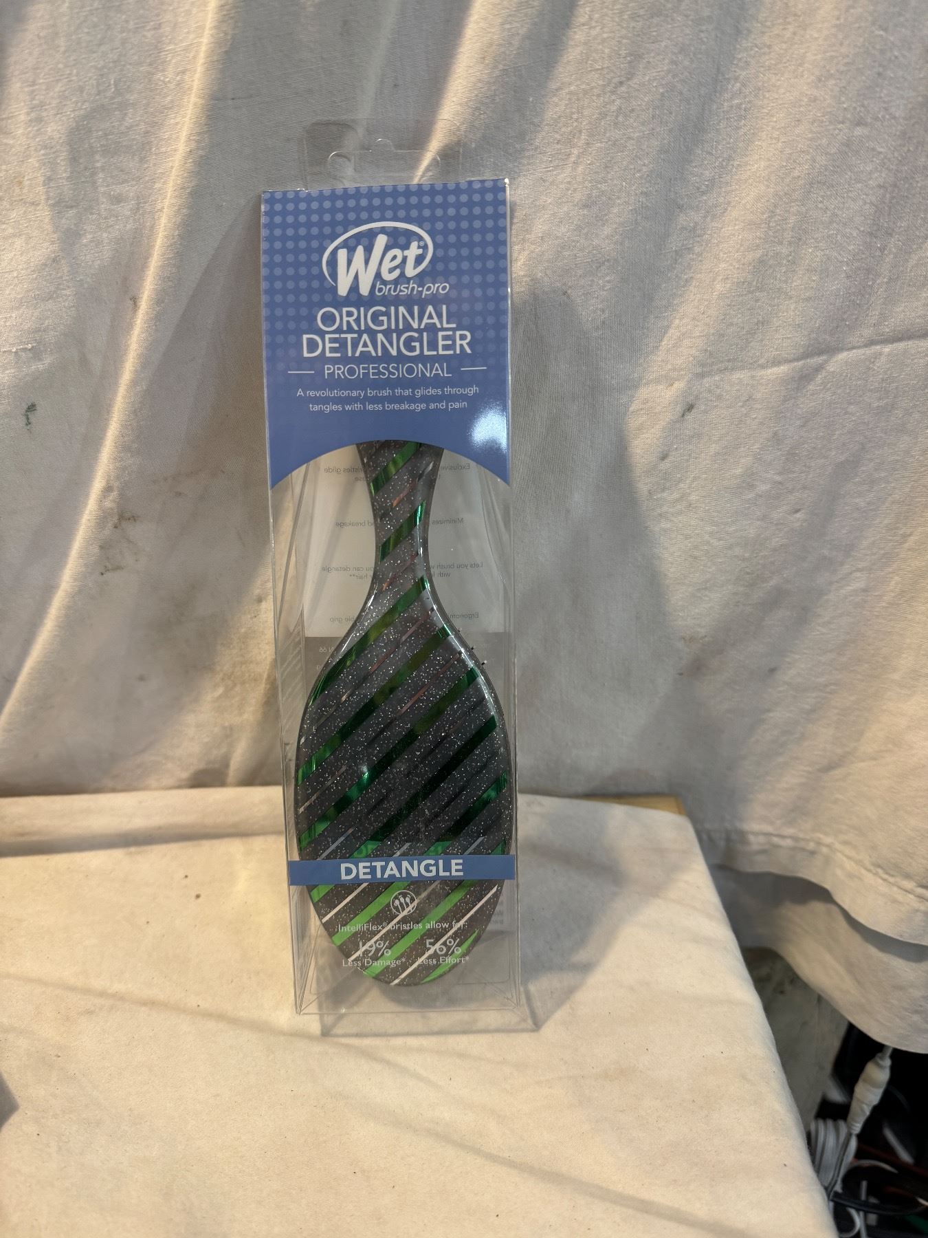 Wet Brush Pro original detangler