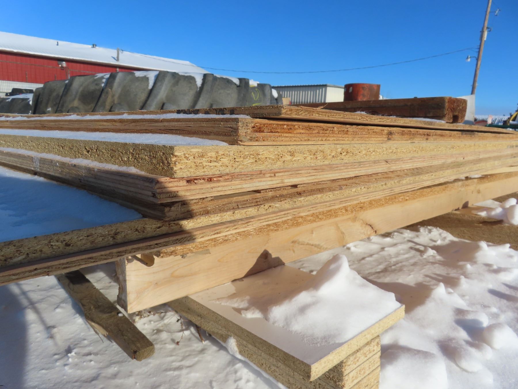 pallet of building material 4x8 sheets of assorted plywood sanded ...