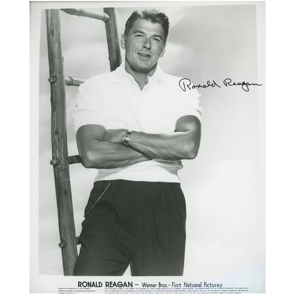 Ronald Reagan autographed 8x10 photo. GFA Authenti