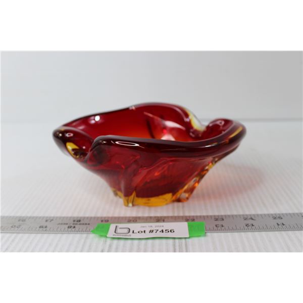 Red Art Glass Dish Bodnarus Auctioneering