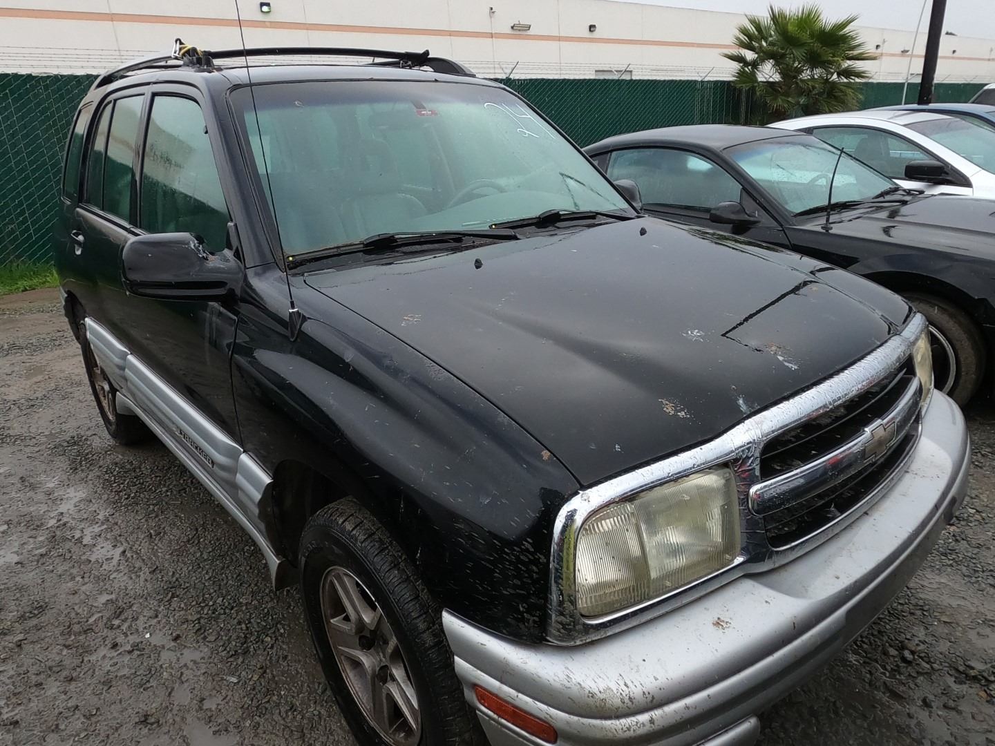 CHEVY TRACKER 2002 T