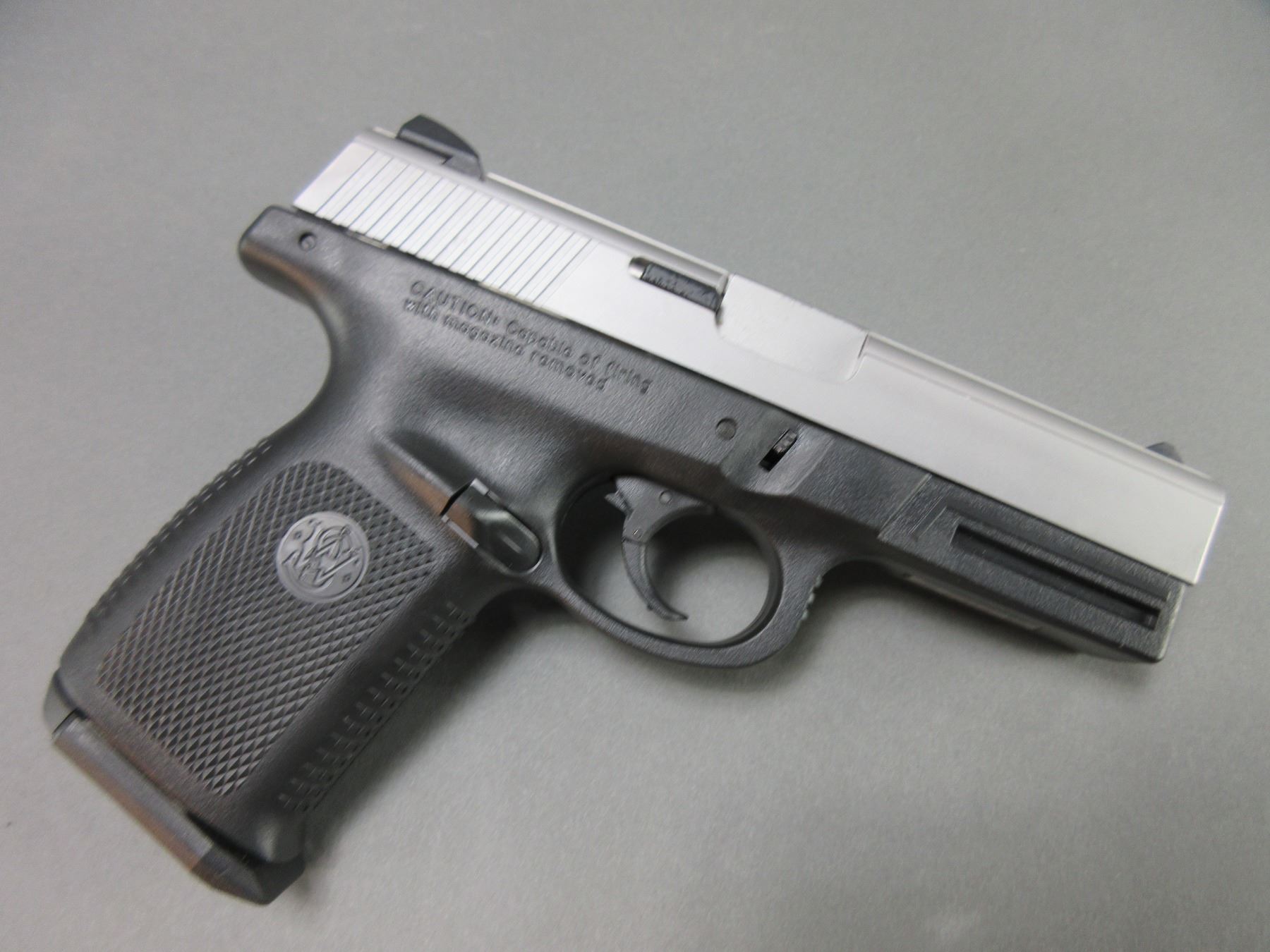 Smith And Wesson Model SW40VE Semi-Automatic Pistol- .40- 4" Barrel ...