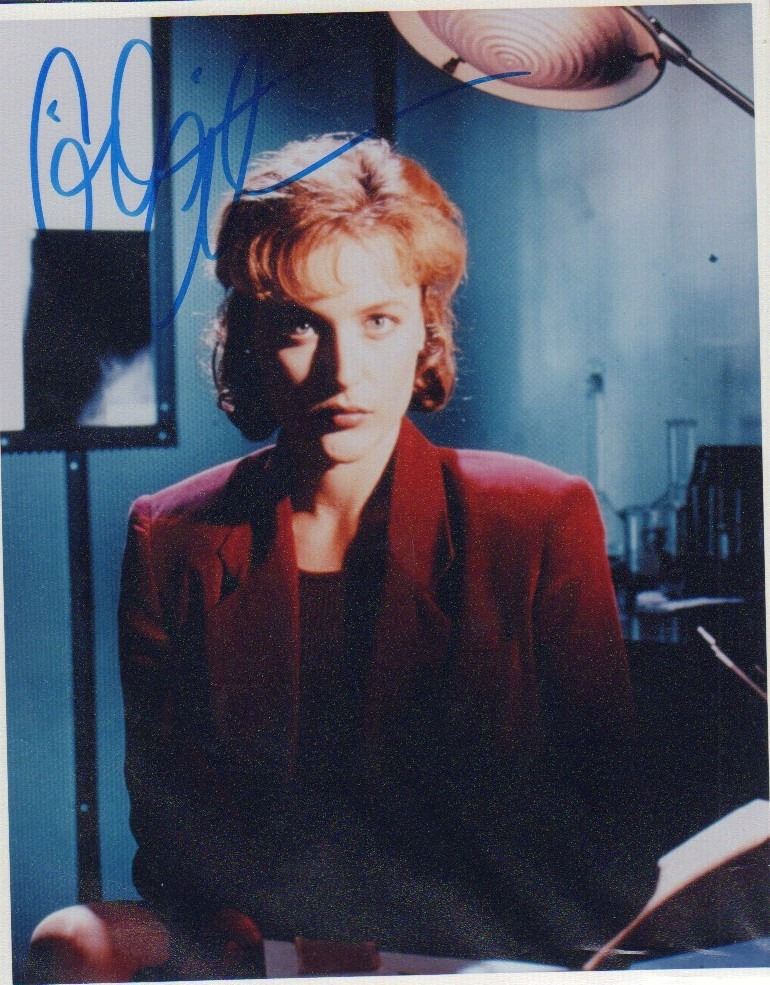 Gillian Anderson signed photo