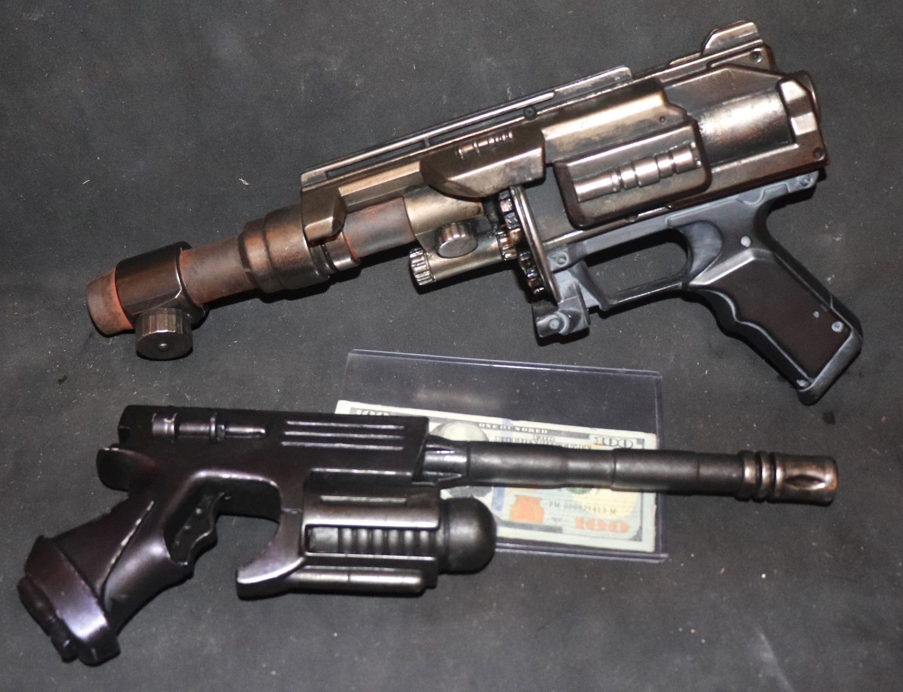 GUARDIANS OF THE GALAXY VOL 2 SCREEN USED TULLK BOTH GUN BLASTER WEAPON ...