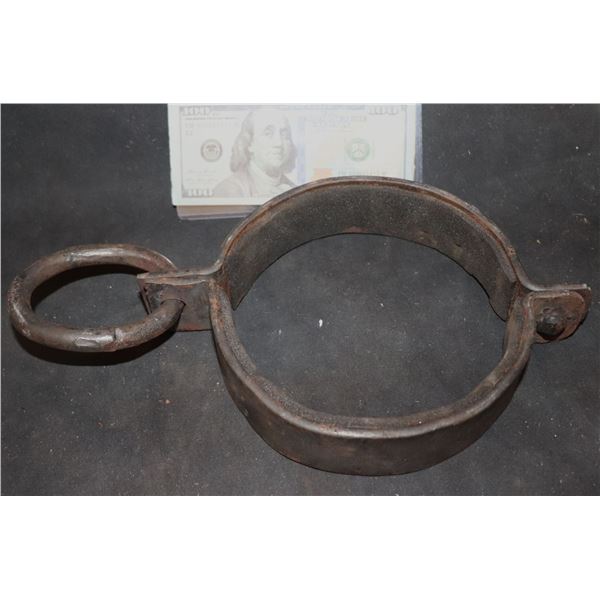 PASSION OF THE CHRIST SCREEN USED HERO METAL CHAIN NECK SHACKLE WORN BY ...