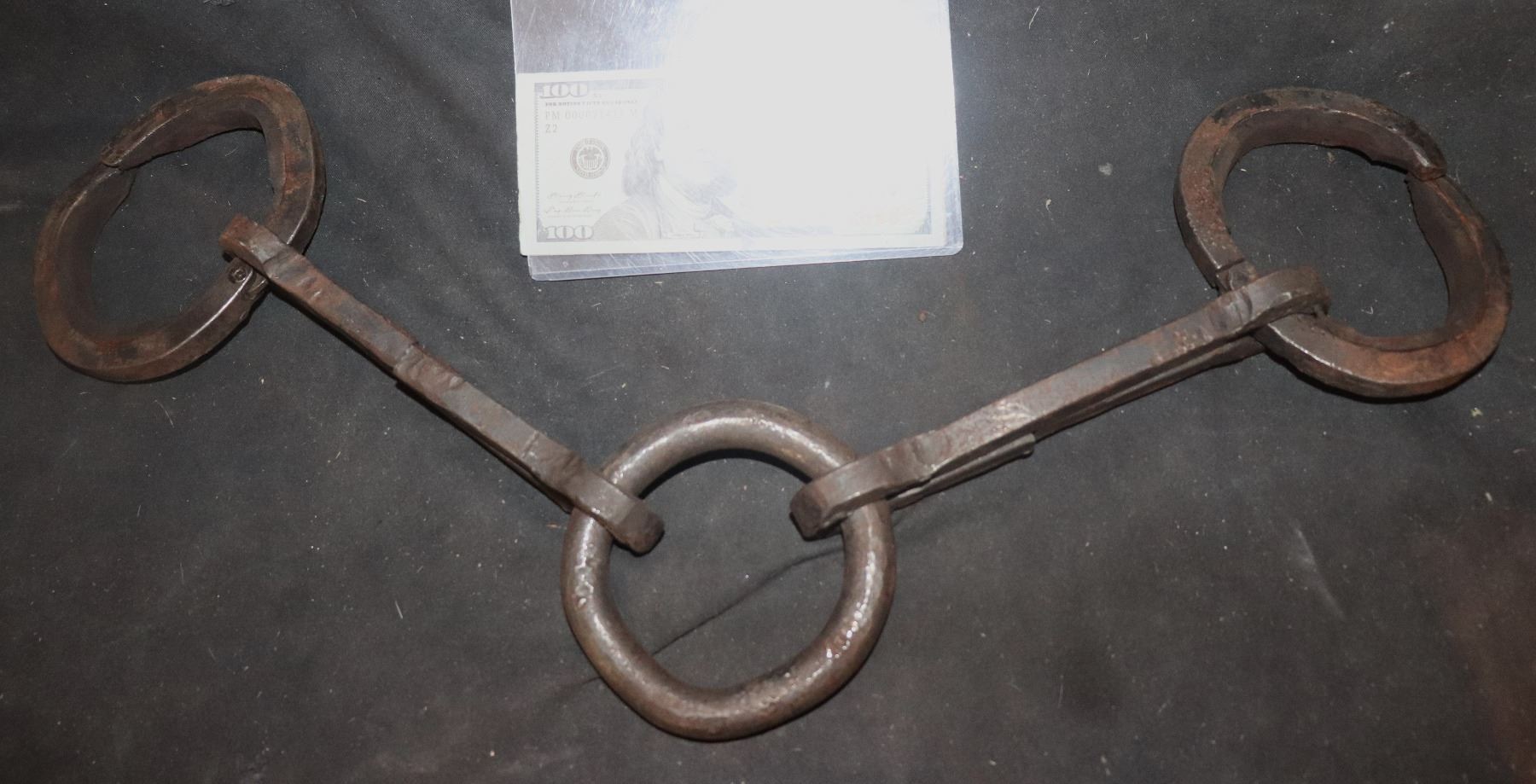 PASSION OF THE CHRIST SCREEN USED HERO METAL LEG SHACKLES A